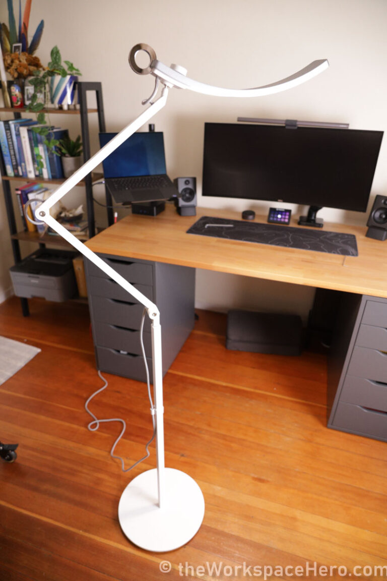 The Premium Desk Lamp Experience - BenQ E-Reading Lamp Review