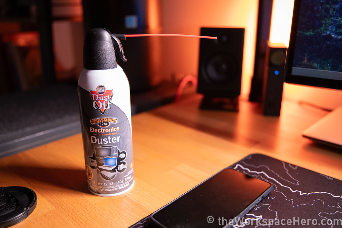 How To Prevent Dust From Collecting on Your Desk